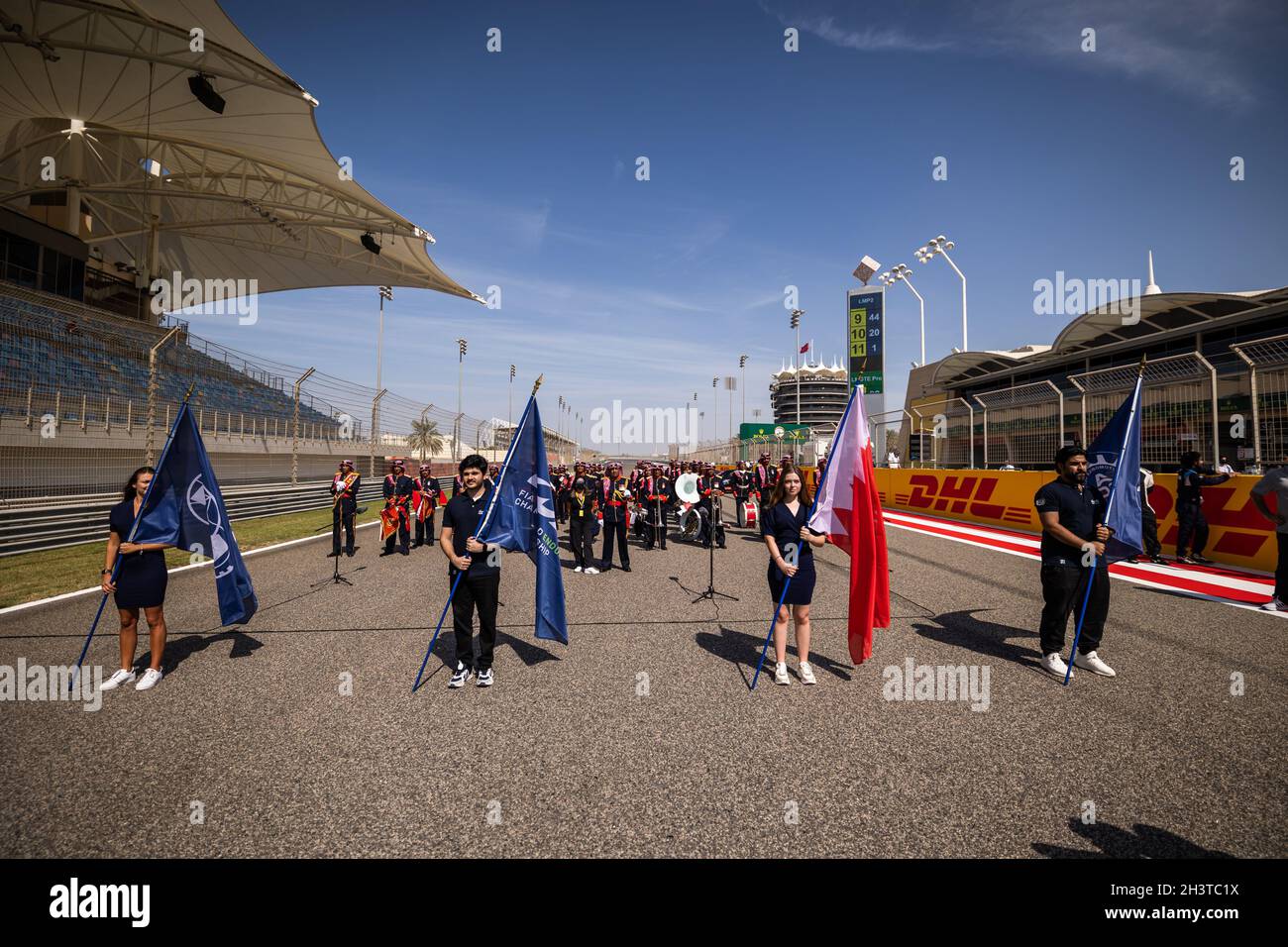 ambiance starting grid, grille de depart, during the 6 Hours of Bahrain ...