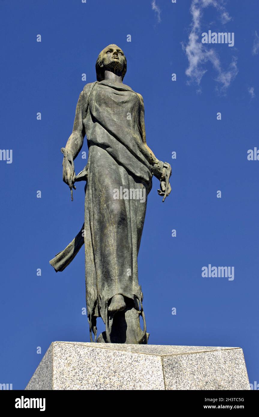 Europe statue hi-res stock photography and images - Alamy