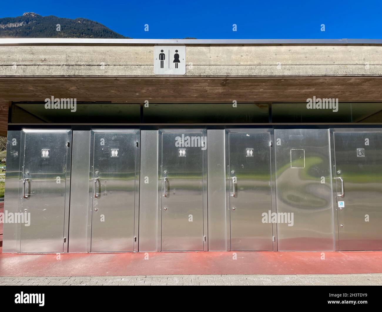 Restroom amenities hi-res stock photography and images - Alamy