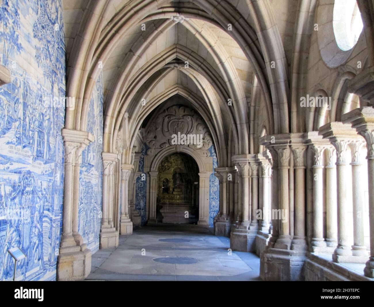 Plaza del porto hi-res stock photography and images - Alamy