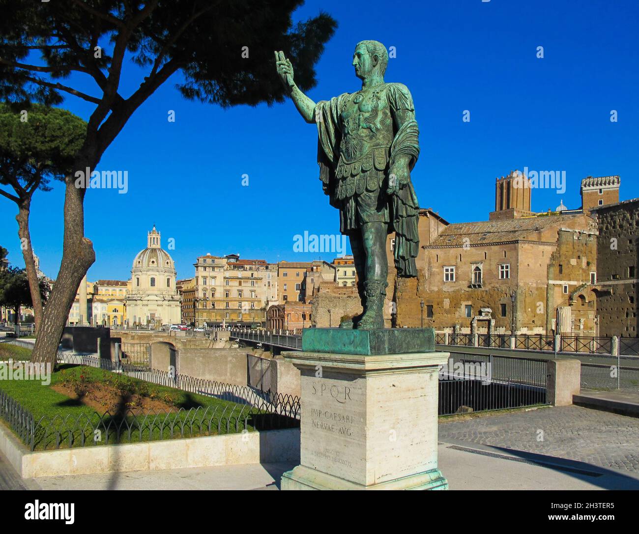 Roman empire imp hi-res stock photography and images - Alamy