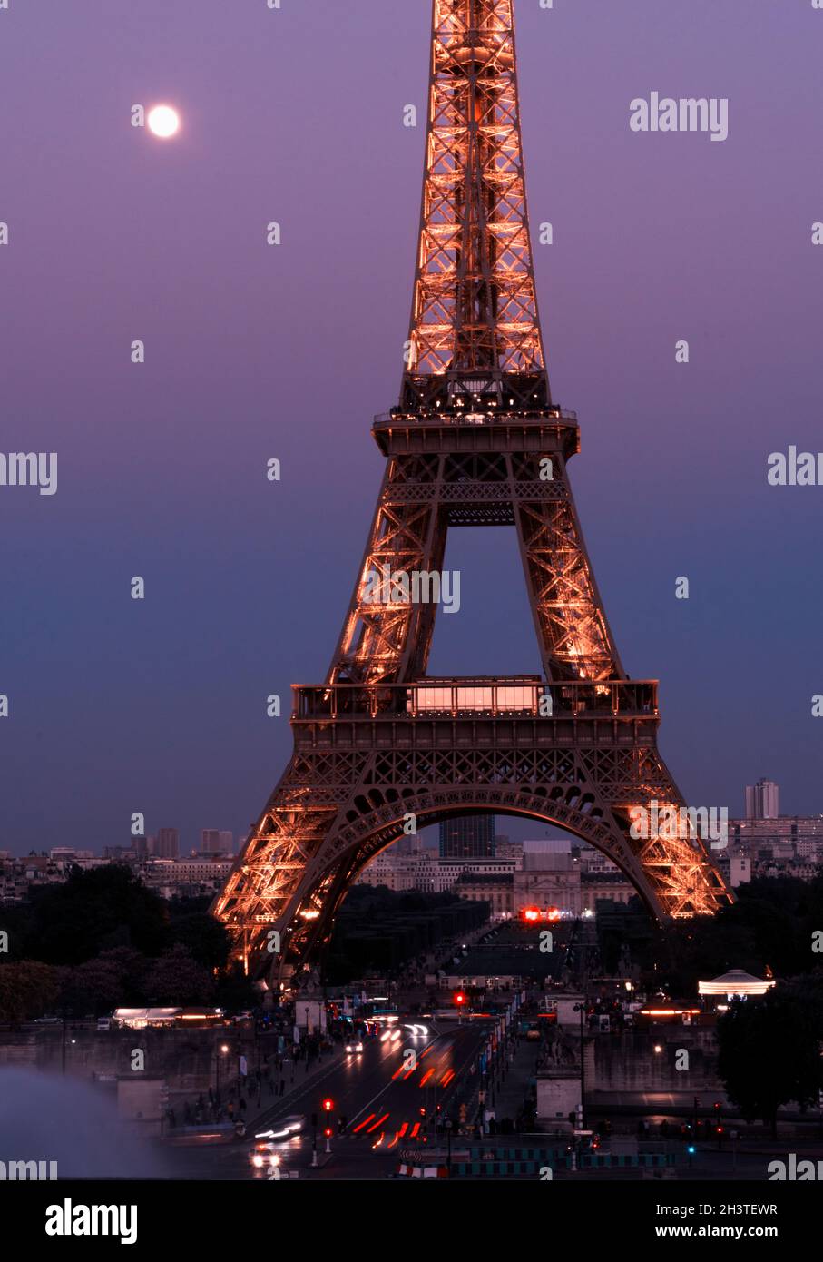 Parisian famous architecture hi-res stock photography and images - Alamy