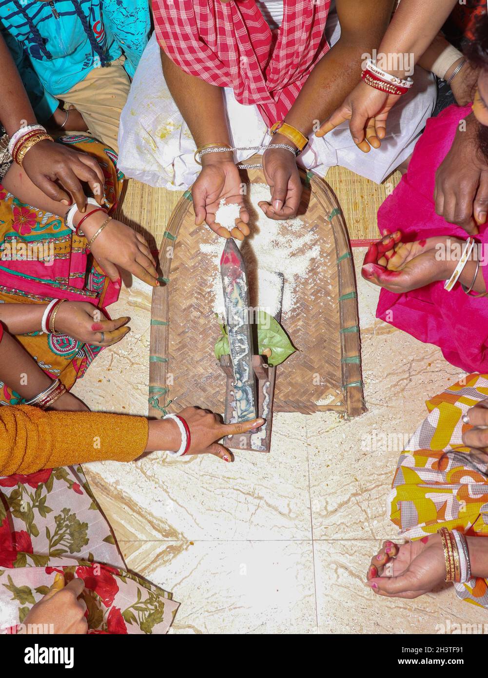 Indian hindu wedding rituals of groom side Stock Photo - Alamy