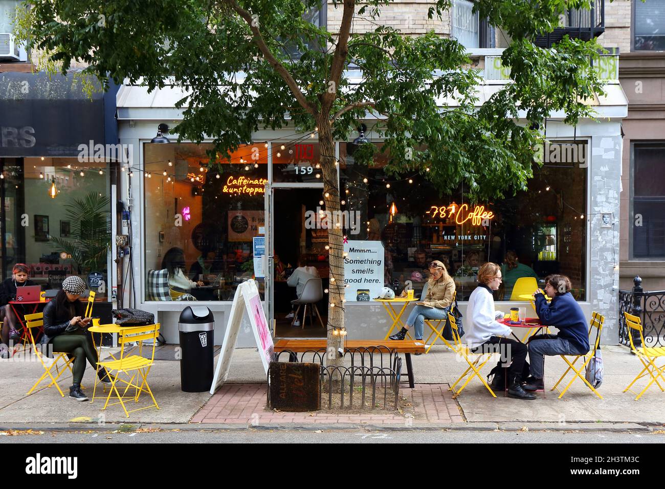 787 café hi-res stock photography and images - Alamy