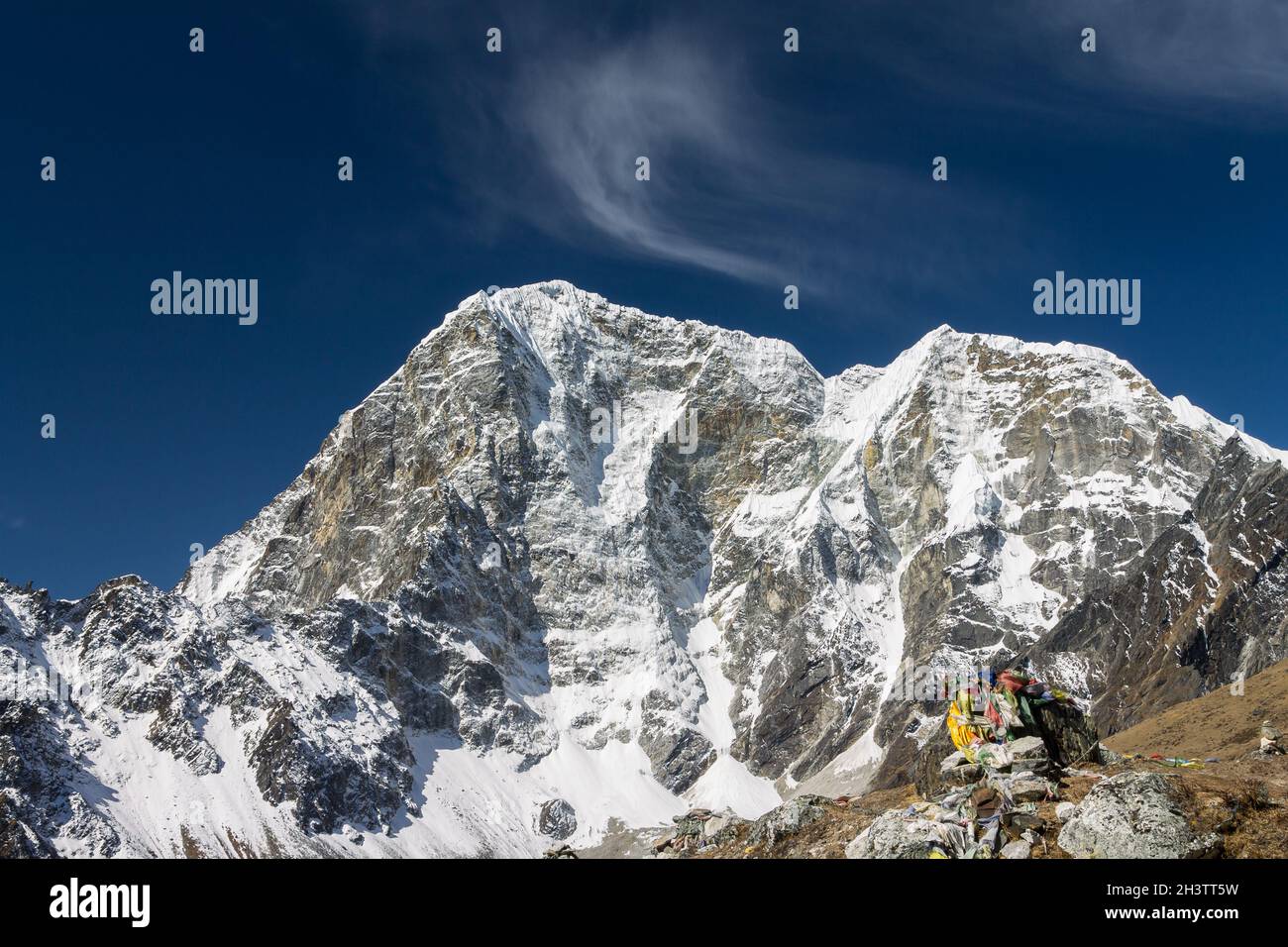 Taboche Peak seen from Thokla Pass Stock Photo - Alamy