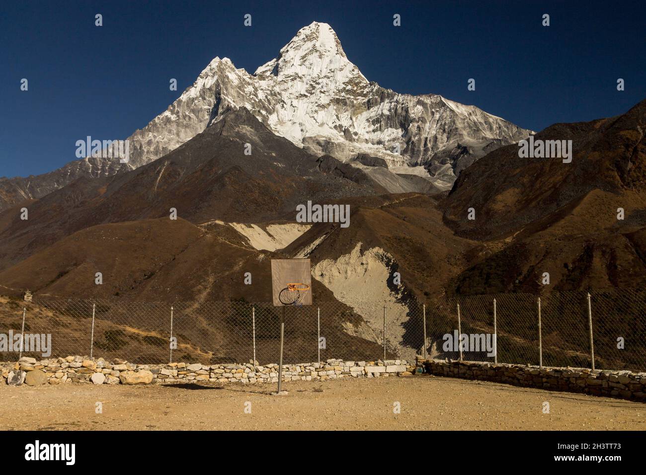 Pangboche human school hi-res stock photography and images - Alamy