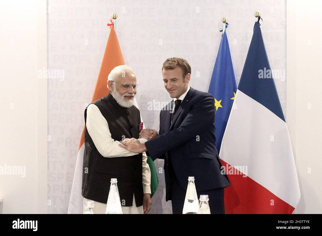 Emmanuel macron g20 india hi-res stock photography and images - Alamy