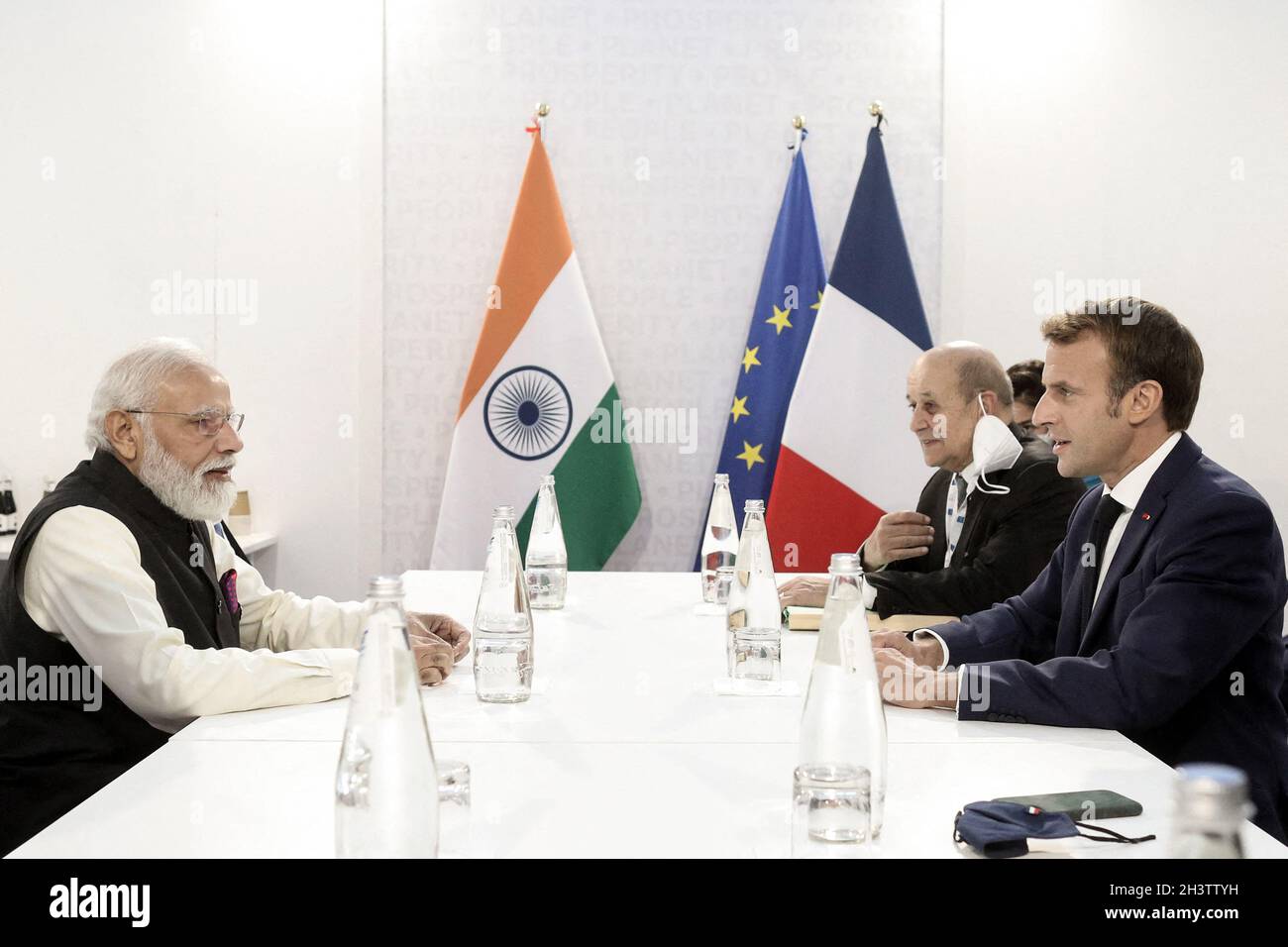 Emmanuel macron g20 india hi-res stock photography and images - Alamy