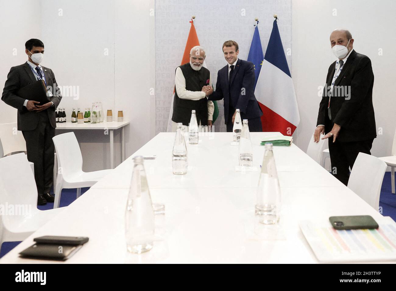 Emmanuel macron g20 india hi-res stock photography and images - Alamy