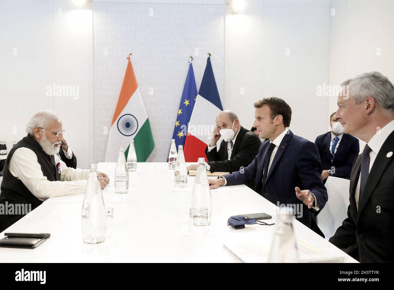 Emmanuel macron g20 india hi-res stock photography and images - Alamy