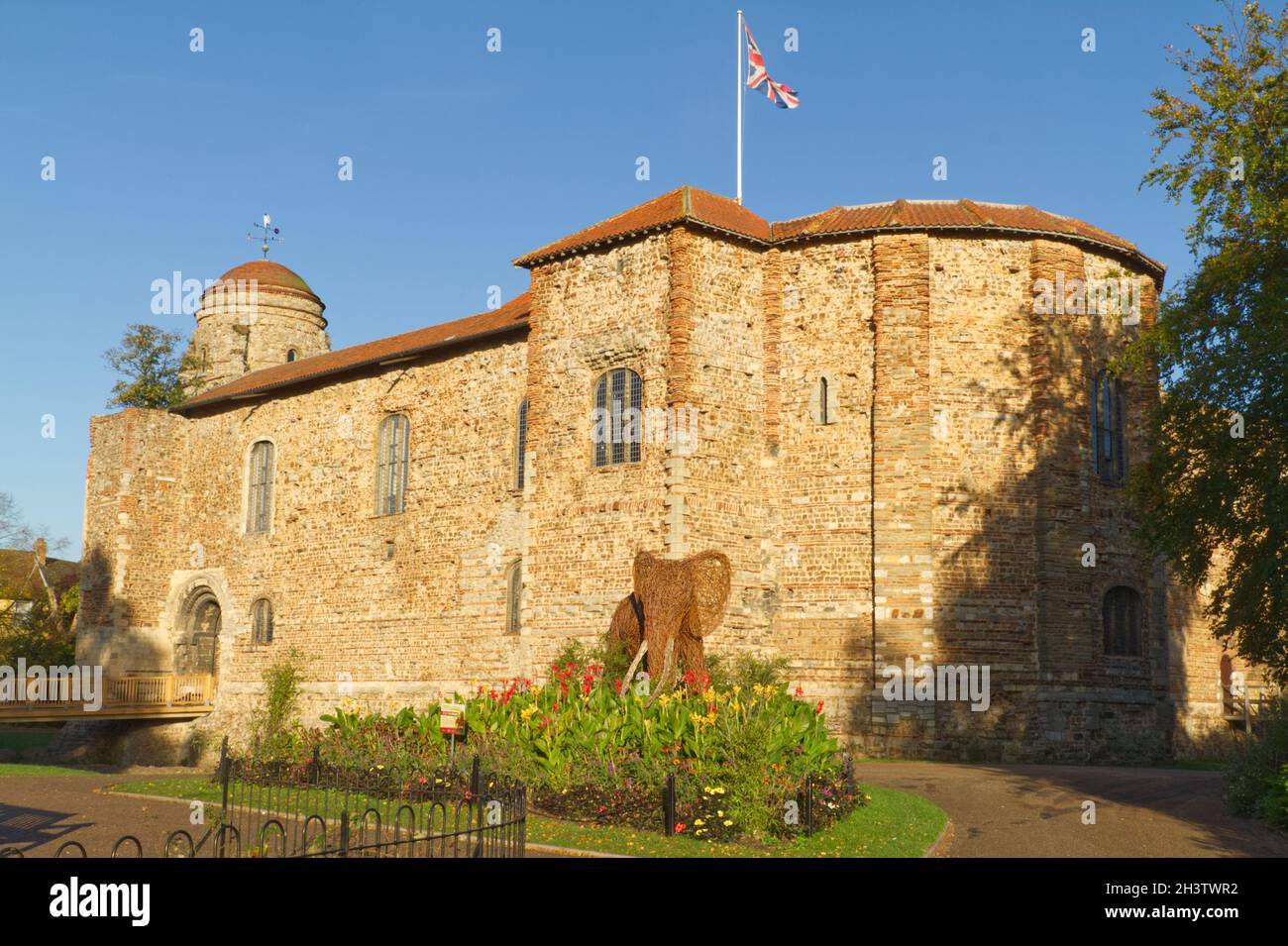 Colchester castle 11th century artist hi-res stock photography and ...