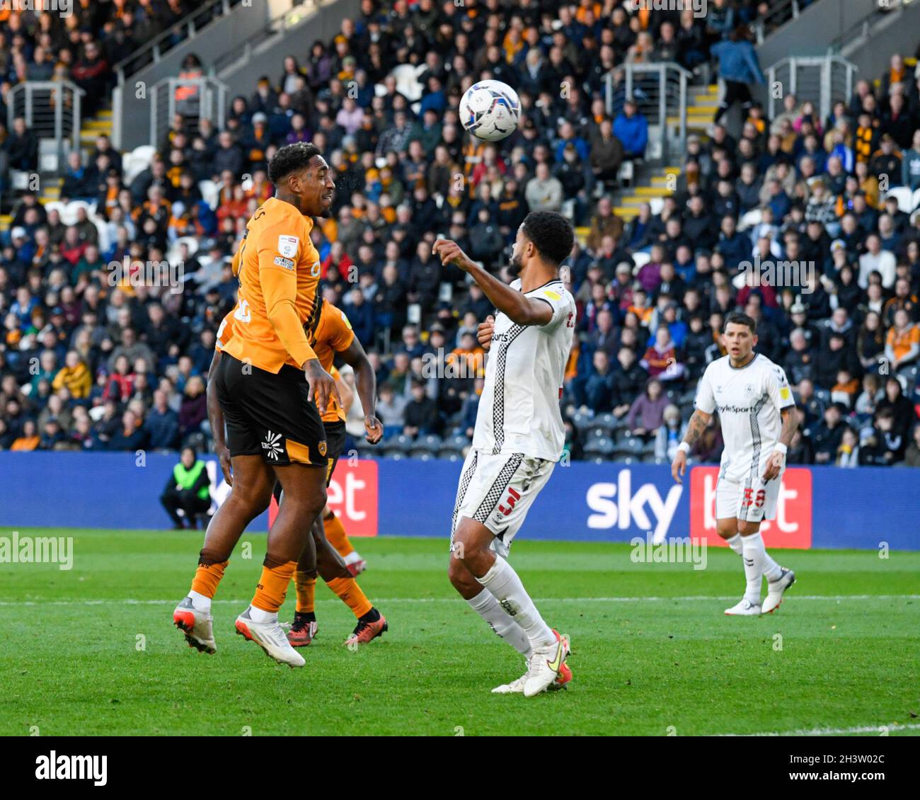 Mallik Wilks #7 of Hull City has a chance at goal Stock Photo - Alamy