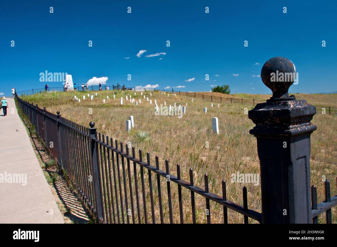 Cemetery where George Armstrong Custer and his fellow soldiers were ...