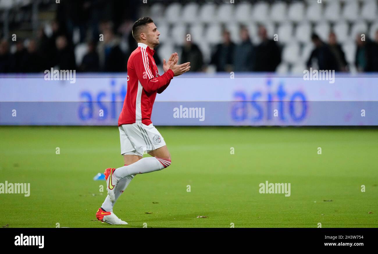 ALMELO , 30-10-2021, Erve Asito stadion. Dutch Eredivisie Football ...