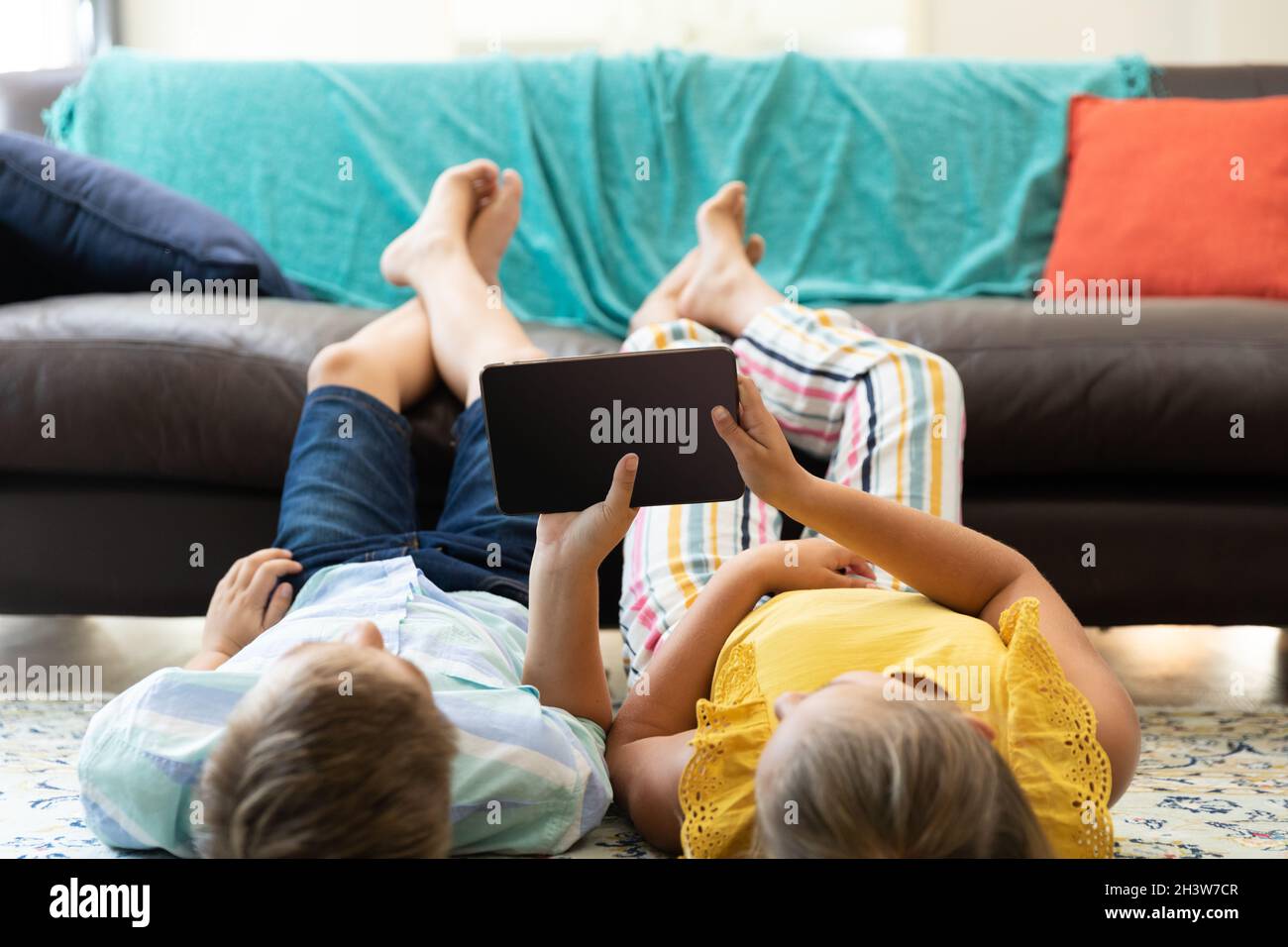 Blank screen tablet lying hi-res stock photography and images - Alamy