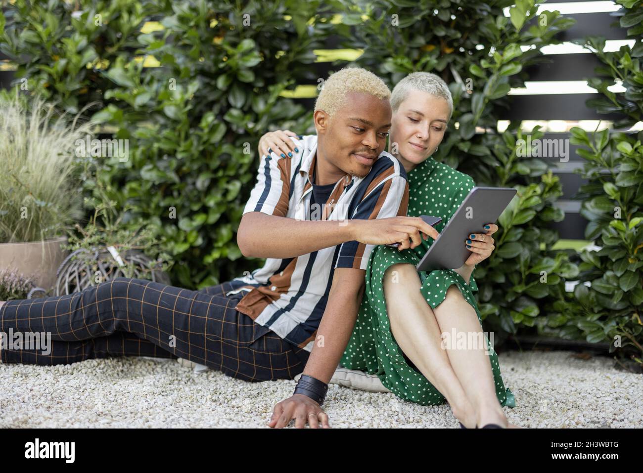 Digital rest hi-res stock photography and images - Alamy