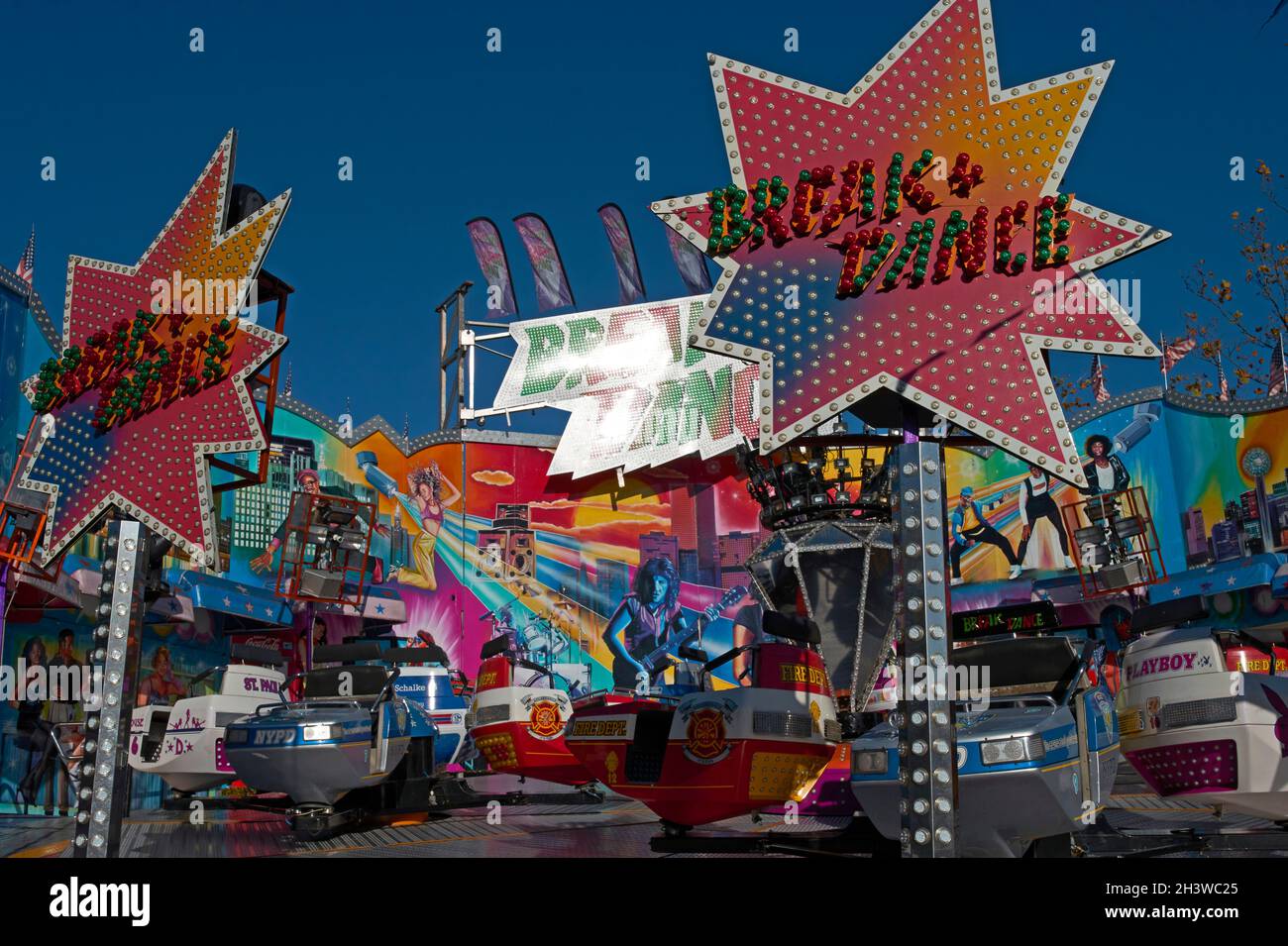 Fairground activities hi-res stock photography and images - Alamy