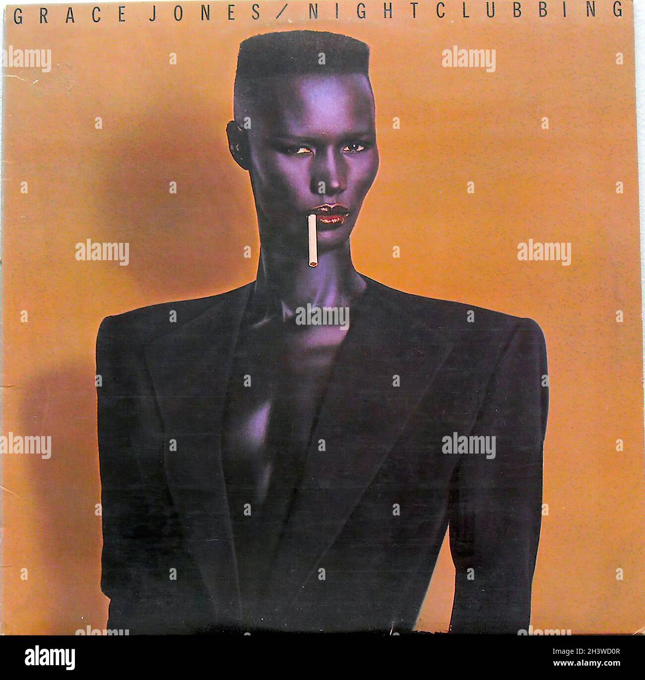 Grace jones and nightclubbing cover hi-res stock photography and images ...