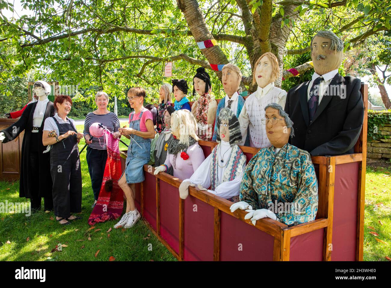 The ladies of the Kilsby WI have Yarn-Bombed their small village to ...