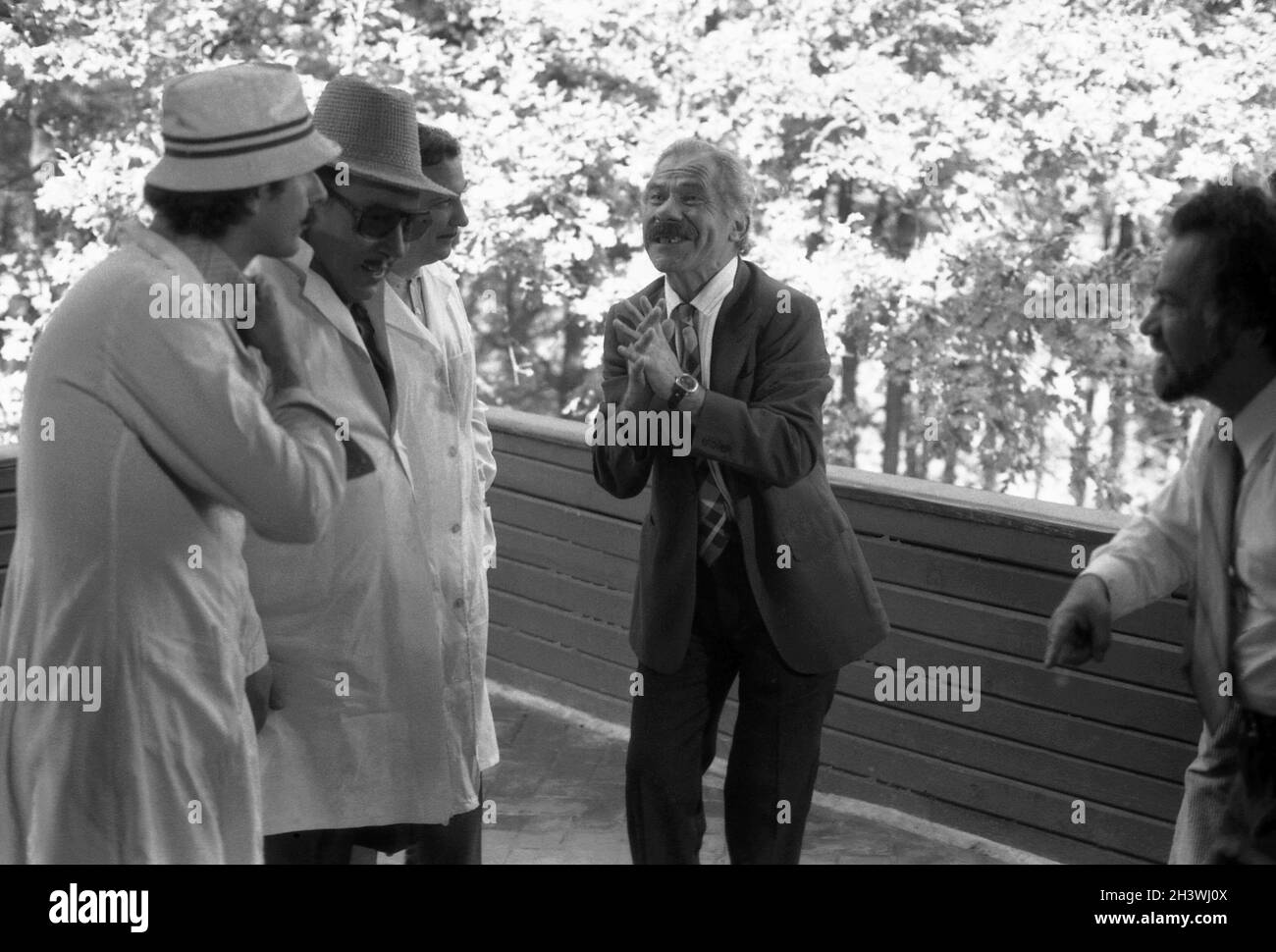 The Romanian actor Mihai Mereuță in the movie "Am o idee" (1981 ...