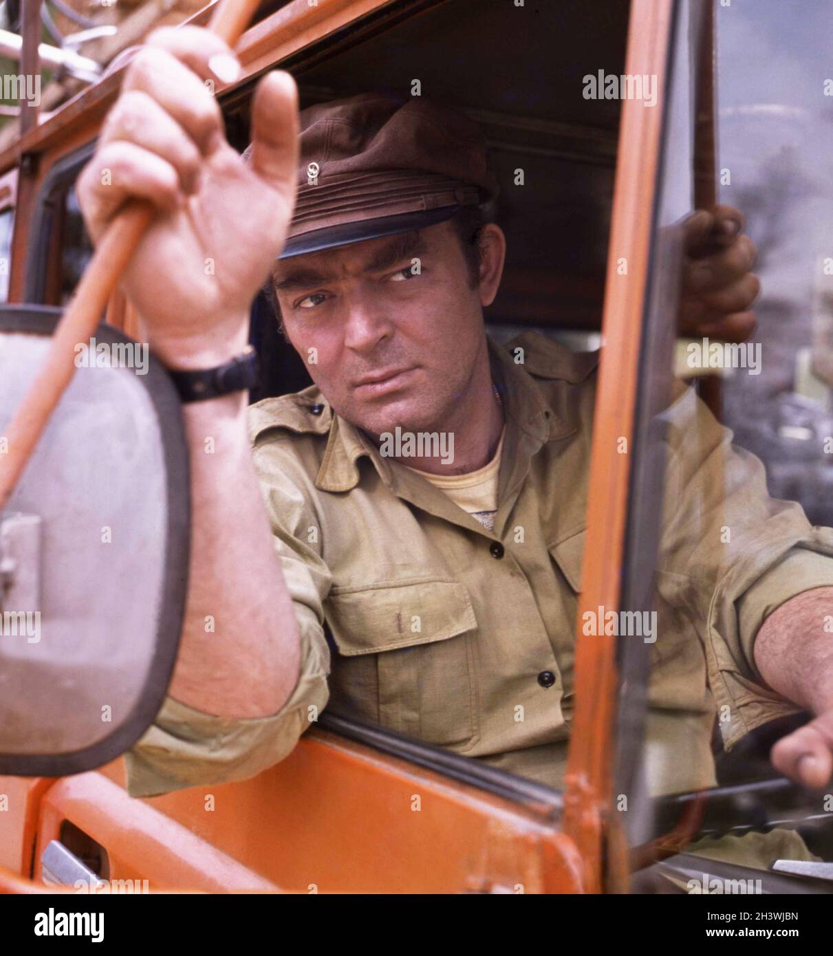 The Romanian artist Mircea Albulescu in the movie "Cursa" ("The Ride ...