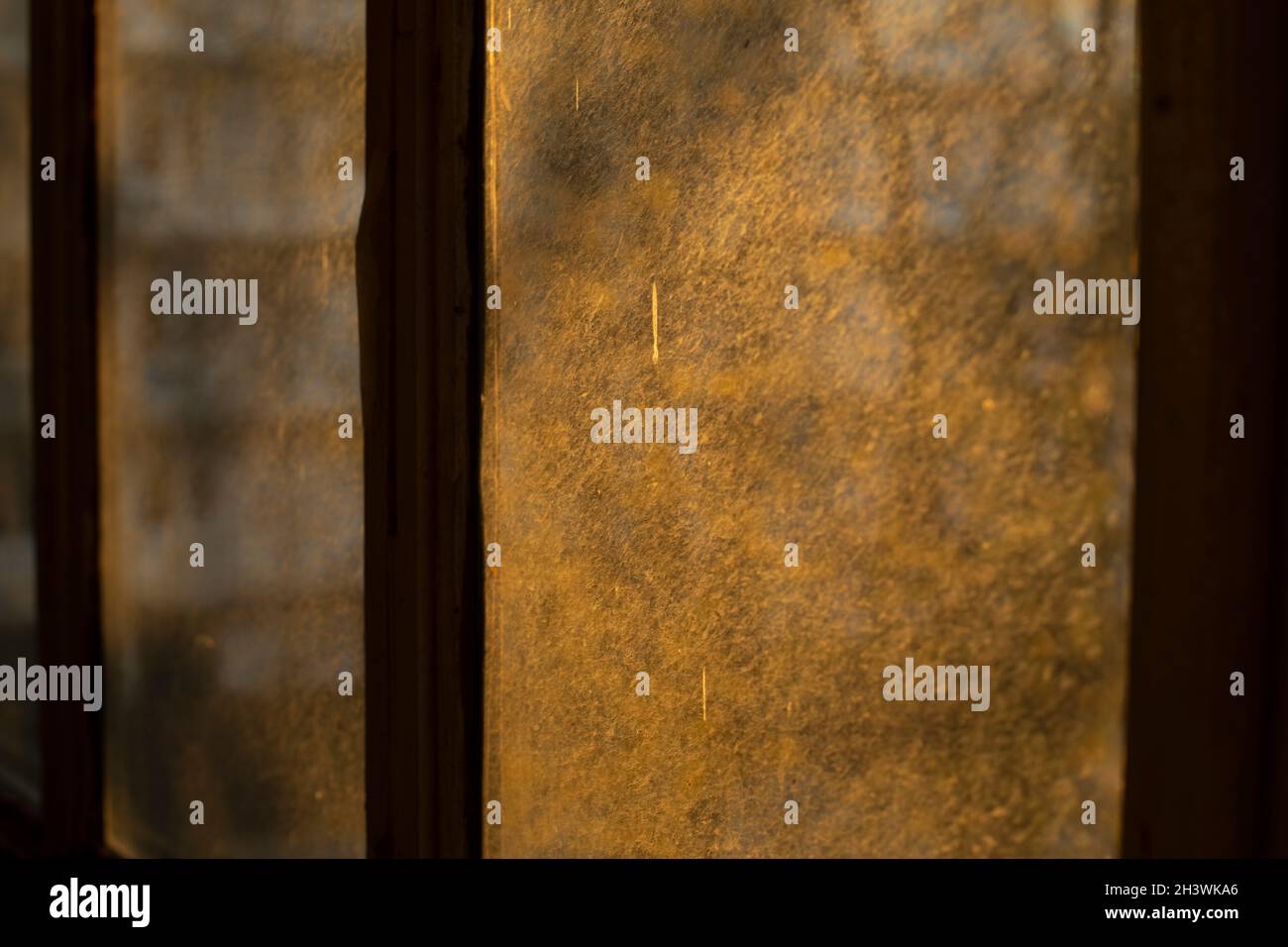 Dirty windows hi-res stock photography and images - Alamy