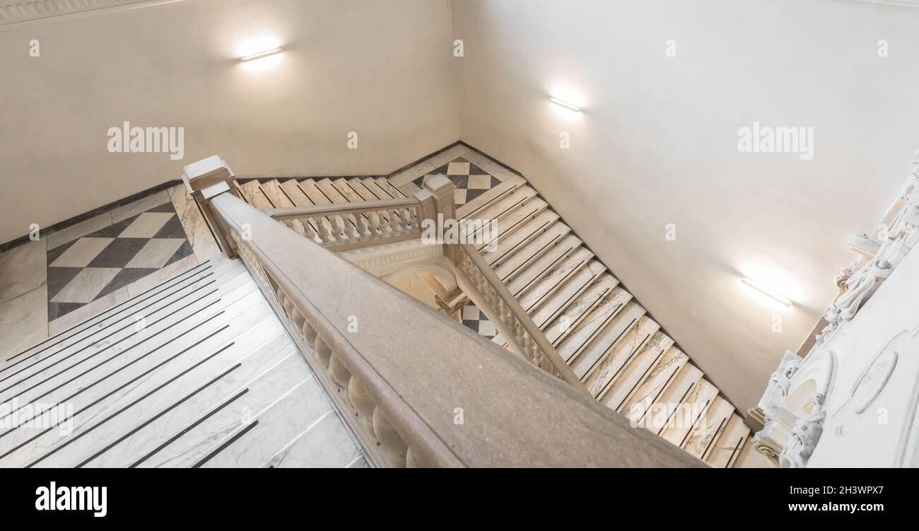 Luxury staircase made of marble in an antique Italian palace Stock ...