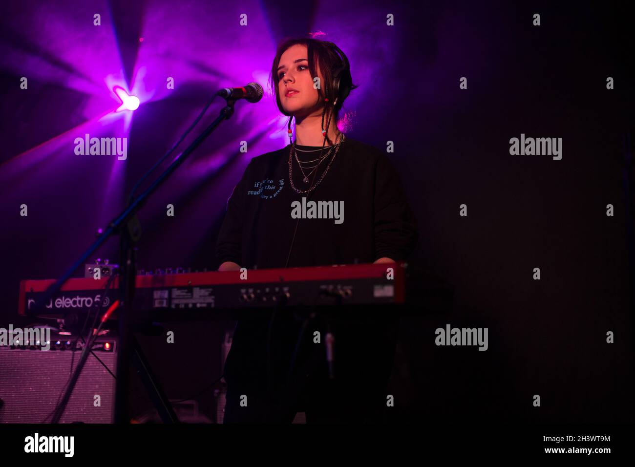 Emma McGrath , Live at Manchester Academy uk 21st october 2021 Stock ...