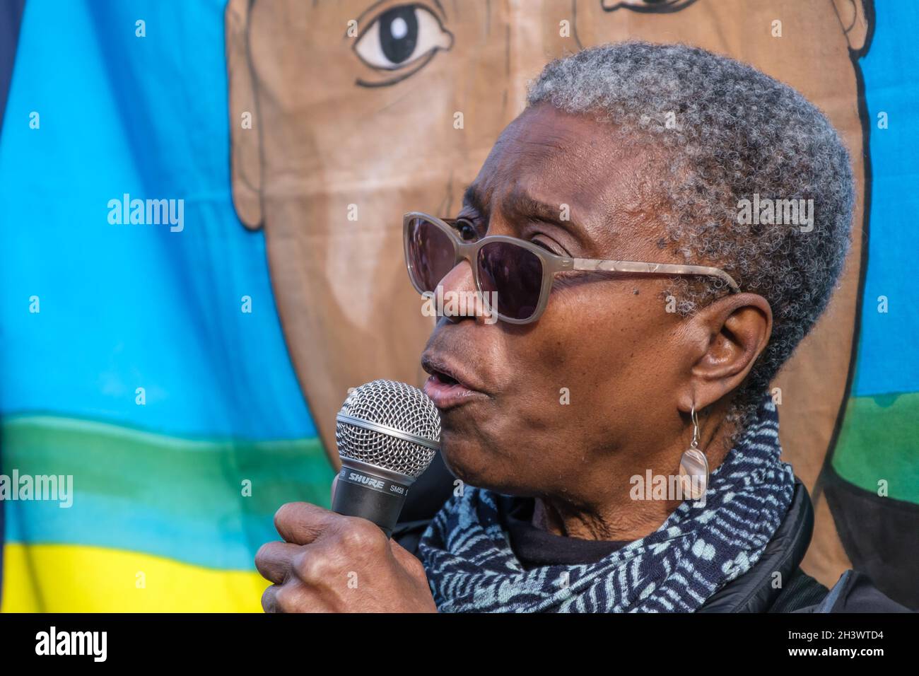 Justice for seni hi-res stock photography and images - Alamy