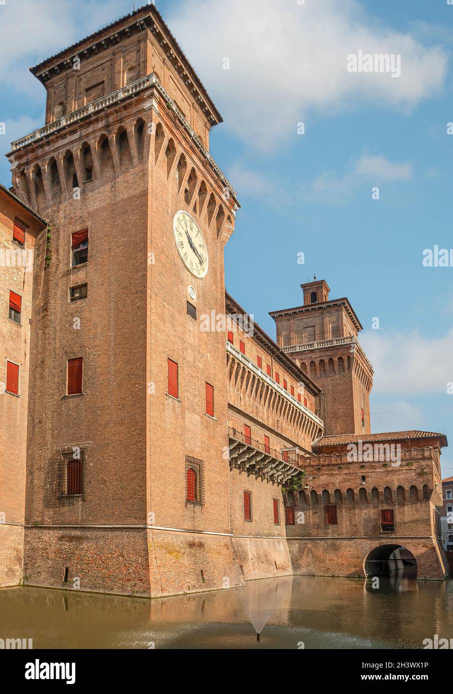 Estense castle ferrara emilia romagna hi-res stock photography and ...