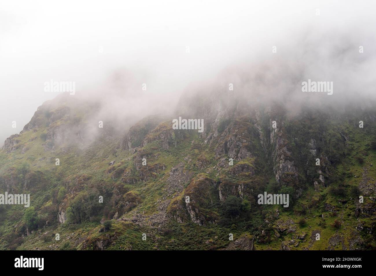 Low lying cloud and mist in Nant Gwynant Snowdonia National Park, Wales ...