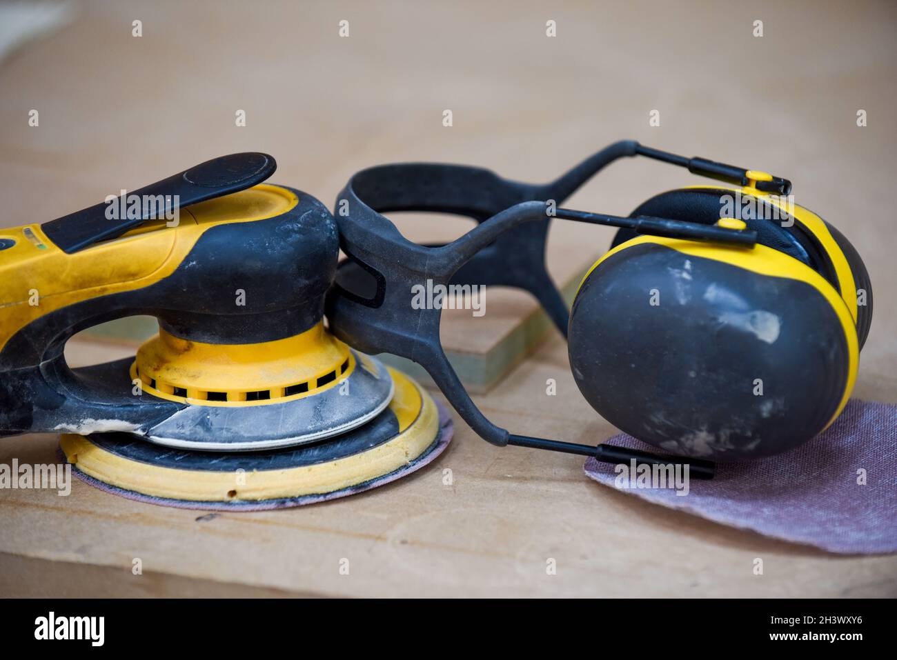 Electric sander hi-res stock photography and images - Alamy