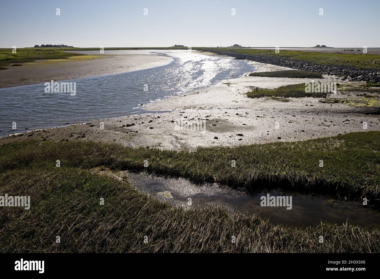 Landscape with tidal creeks and mud flats, Hallig Hooge, Schleswig ...