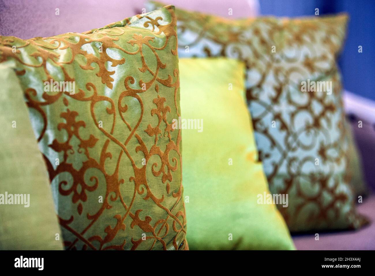Pillows with texture hi-res stock photography and images - Alamy