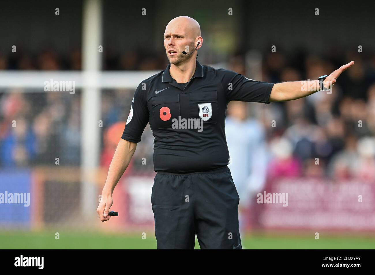 Charles breakspear referee hi-res stock photography and images - Alamy