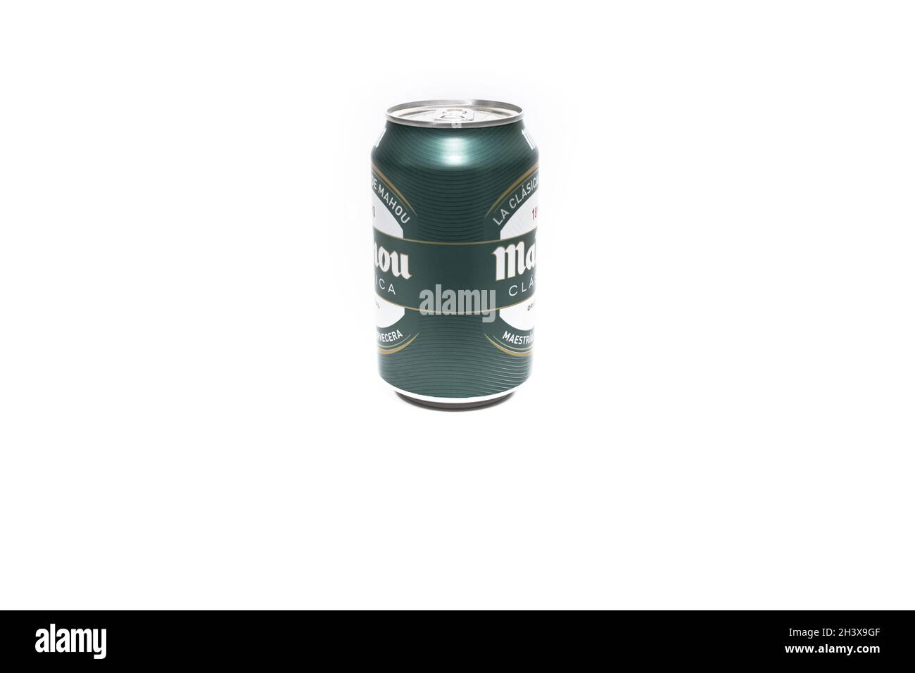 HUELVA, SPAIN - Sep 30, 2021: A beer can of brand Mahou isolated on a ...