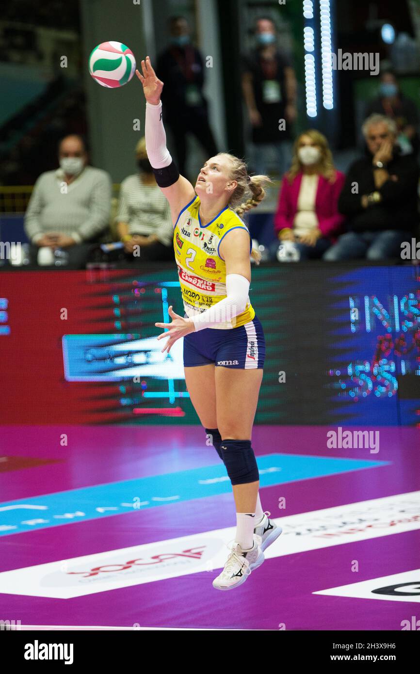 Plummer kathryn rose hi-res stock photography and images - Alamy