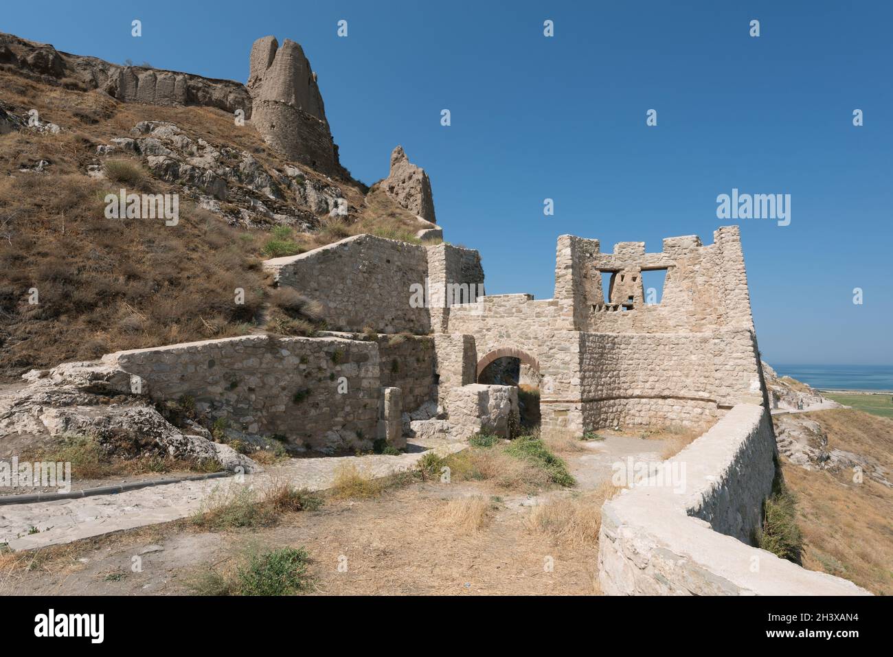 Van fortress (Van city, Van Province, Eastern Anatolia, Turkey Stock ...