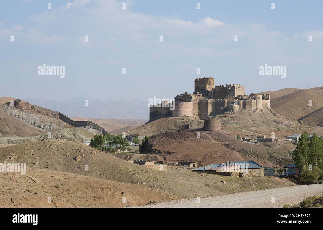 Old castle van eastern turkey hi-res stock photography and images - Alamy