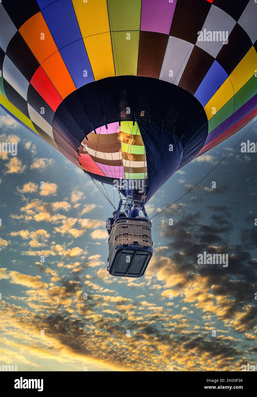 Descending in Hot Air Balloon Stock Photo - Alamy