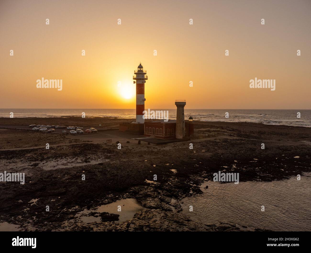 Beautiful view of the Toston Lighthouse at sunset in Punta Ballena ...