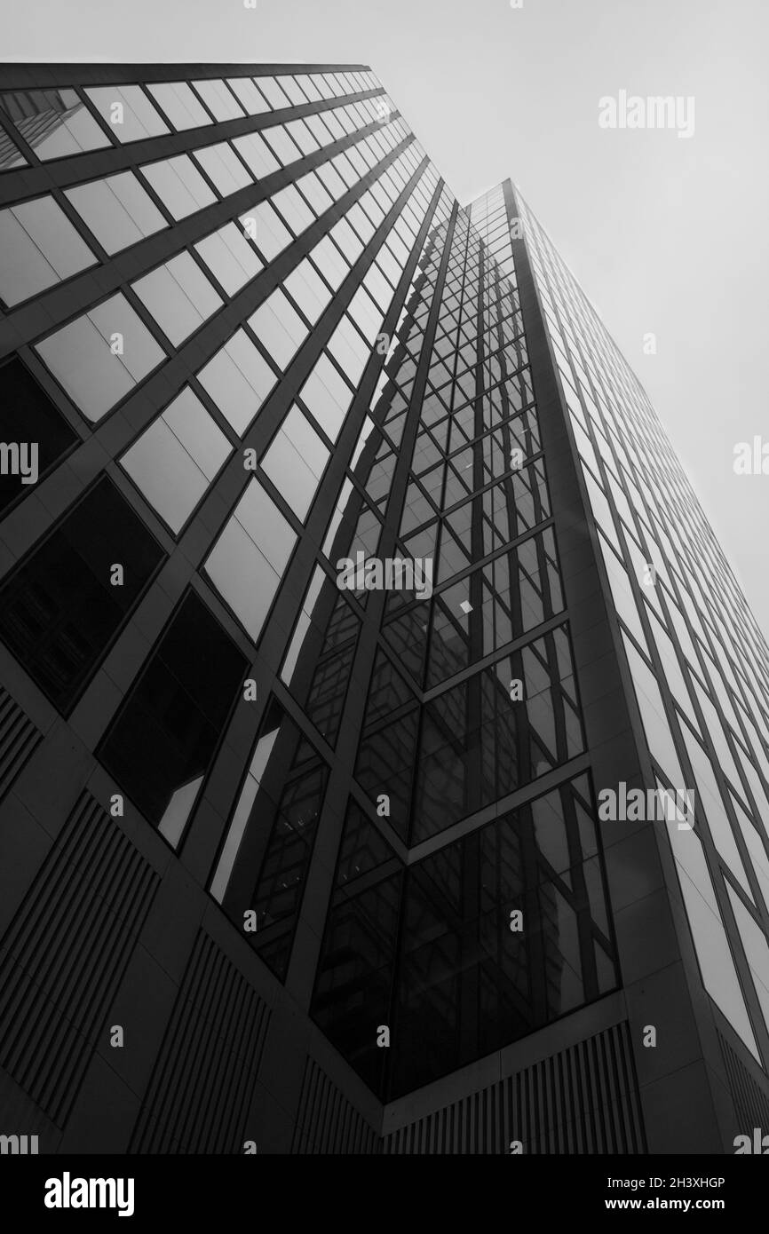The view of a skyscraper from below Stock Photo - Alamy