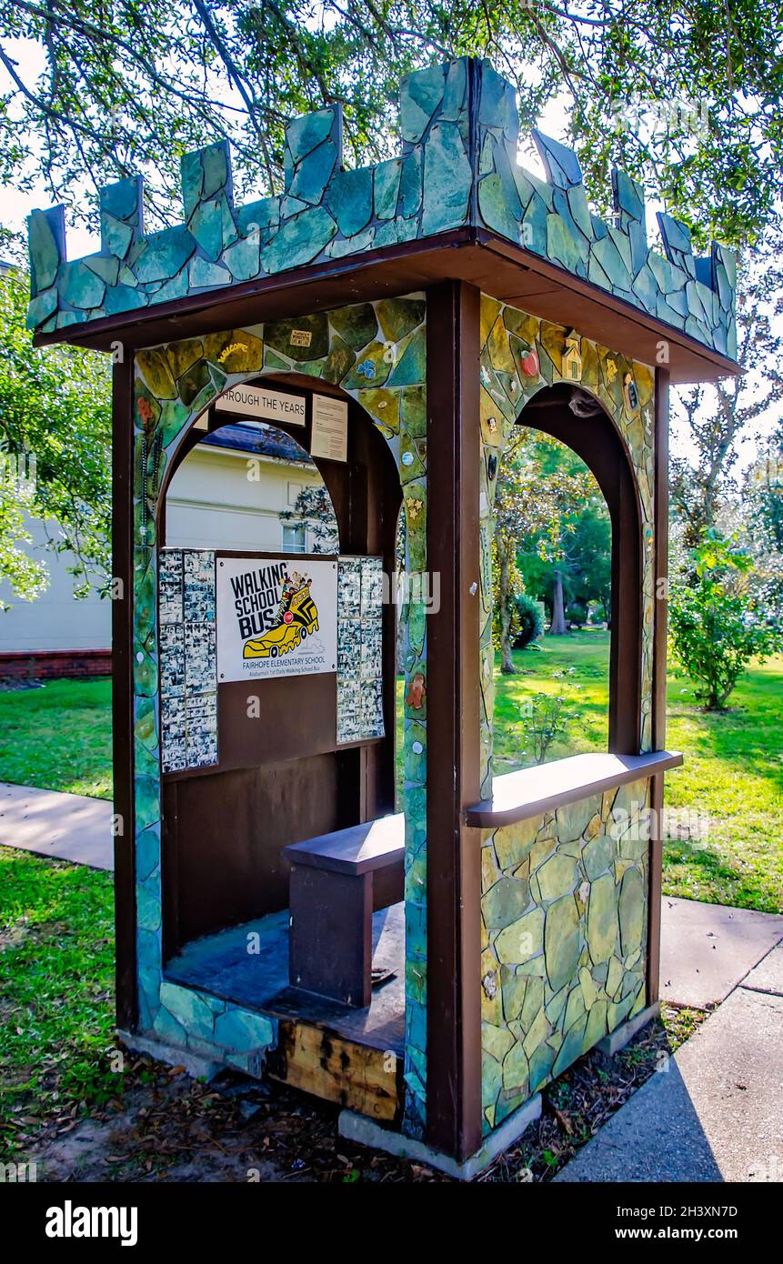 Walking school bus program hi-res stock photography and images - Alamy