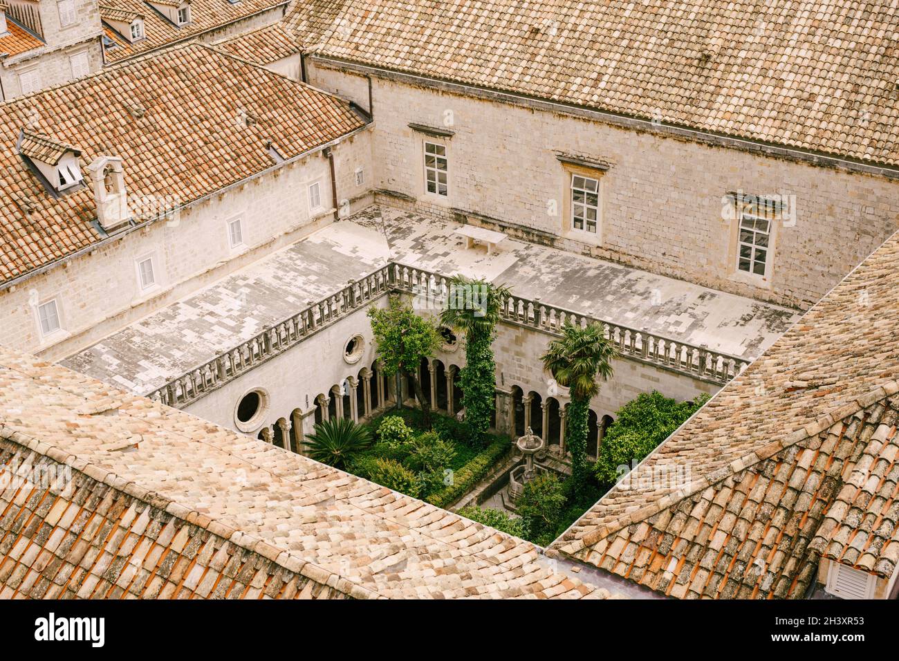 Franjevacki samostan u dubrovniku hi-res stock photography and images ...