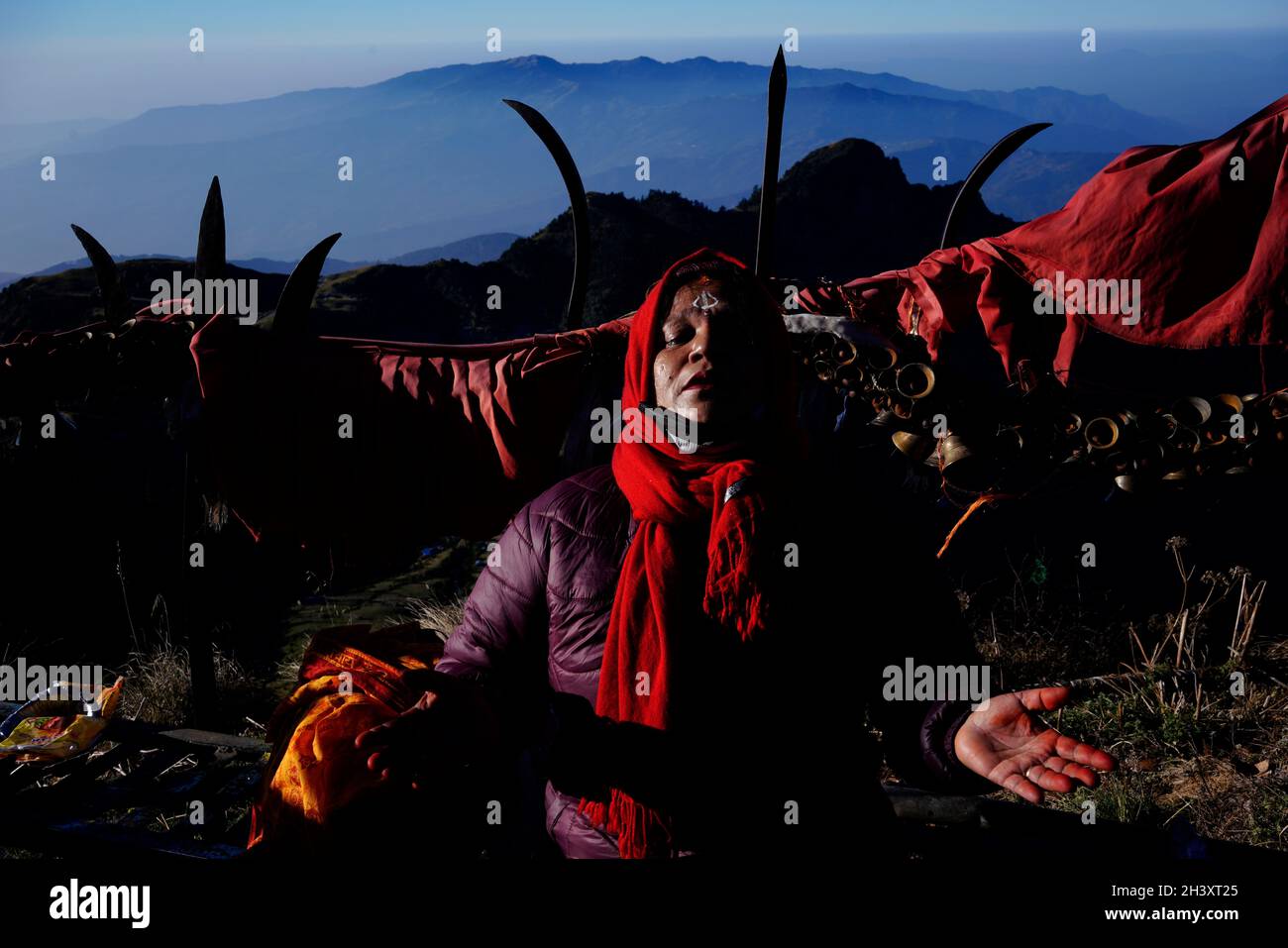 Kalinchok, Nepal. 30th Oct, 2021. A devotee offer prayers at Kalinchok ...