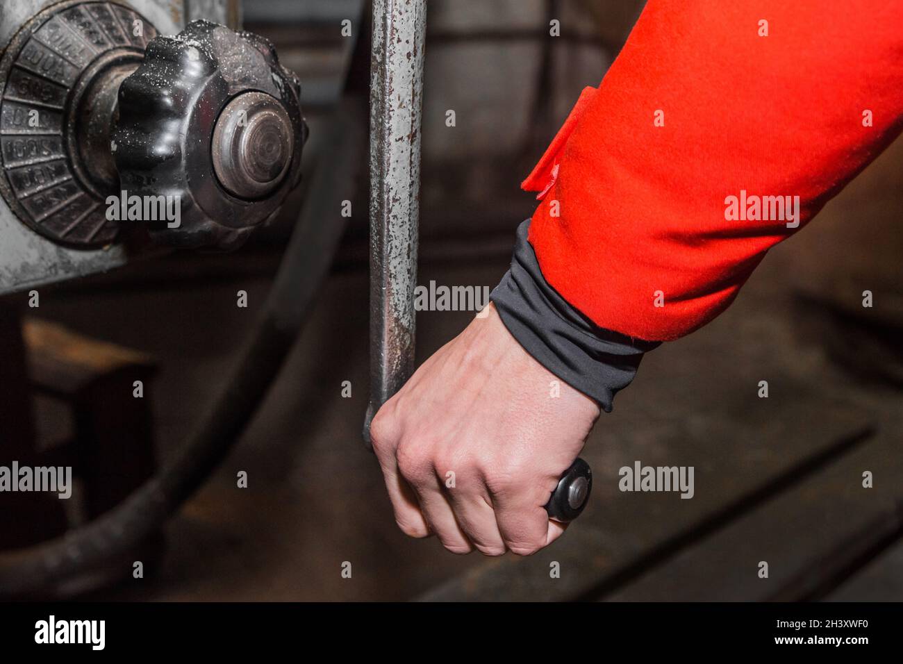 Hand tool manufacturing hi-res stock photography and images - Alamy