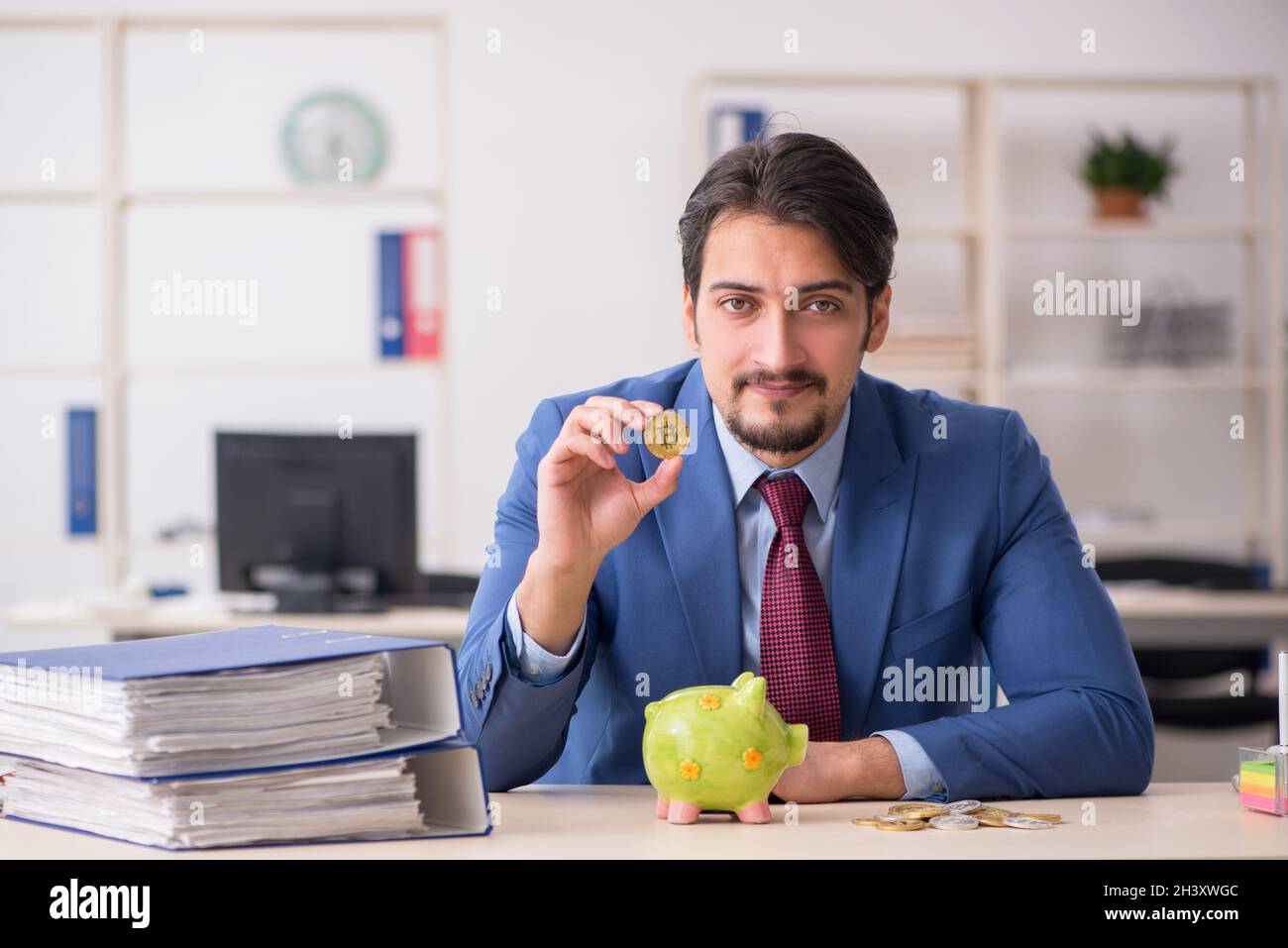 Retirement cyber hi-res stock photography and images - Alamy