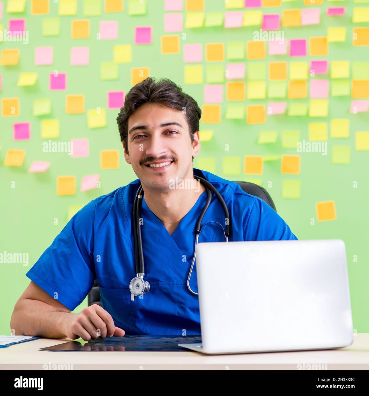 Online reminders hi-res stock photography and images - Alamy Online reminders hi-res stock photography and images - Alamy