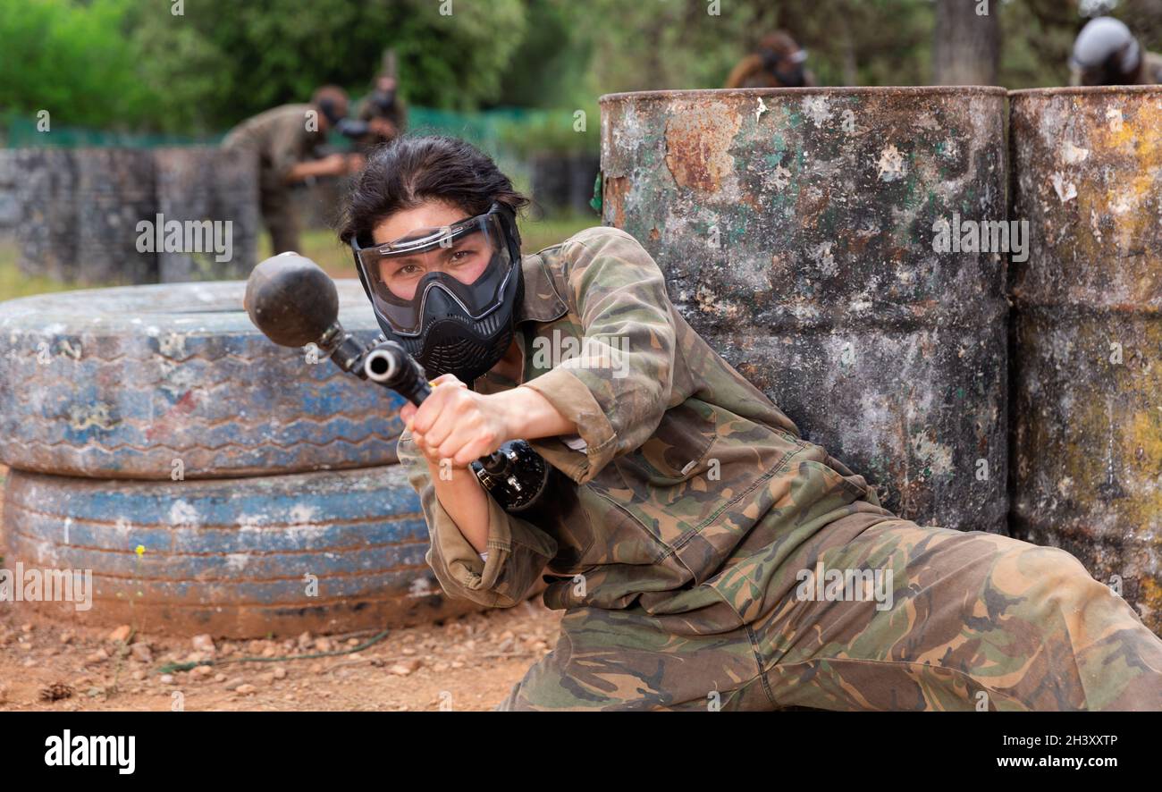 Female shooting targets hi-res stock photography and images - Alamy