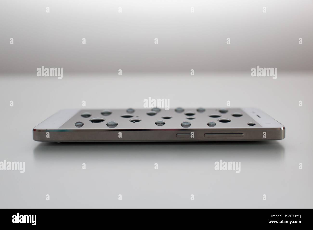 Drops of water on screen hi-res stock photography and images - Alamy